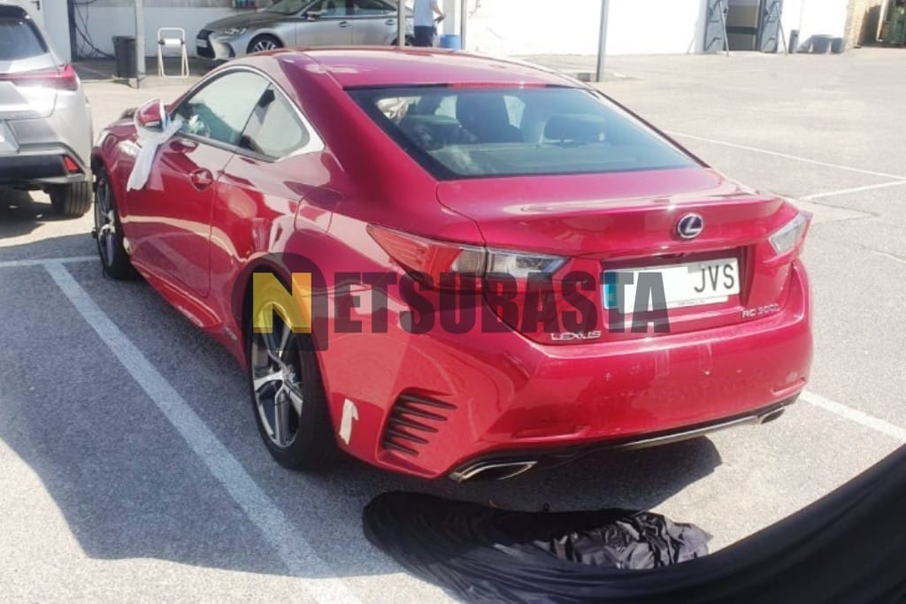 Subasta de Lexus RC 300h 2016