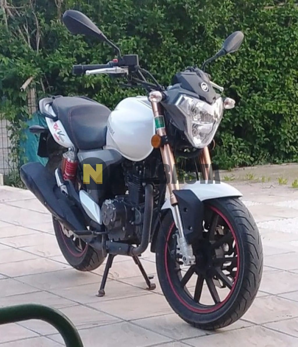 Subasta de Keeway RKV 125 2016