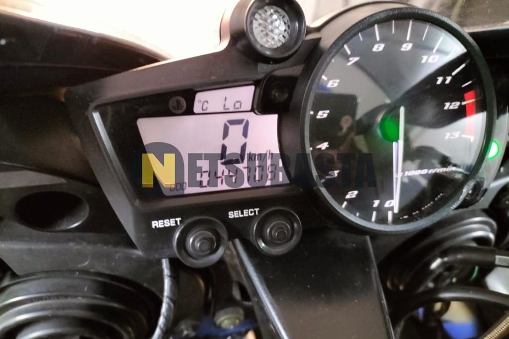 Subasta de Yamaha YZF-R1 2003