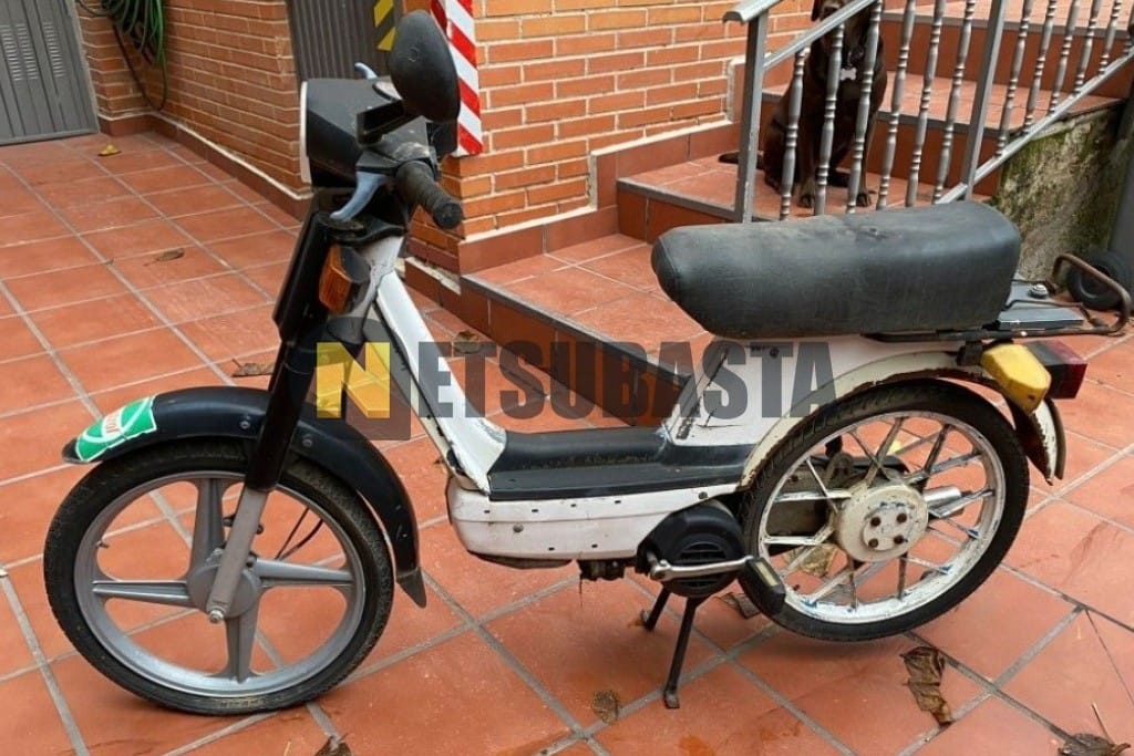 Subasta de Piaggio Vespino 49 2000