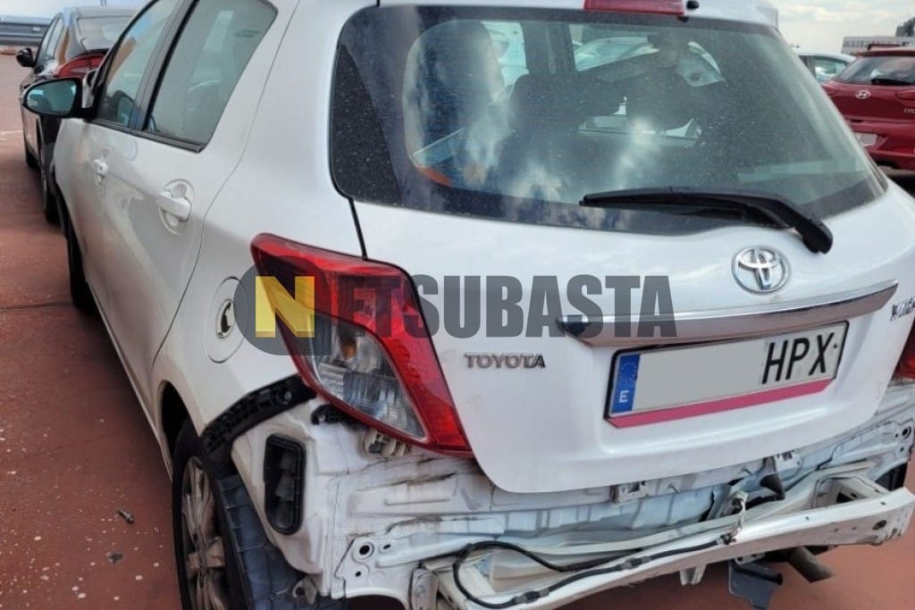 Subasta de Toyota Yaris 100 2013
