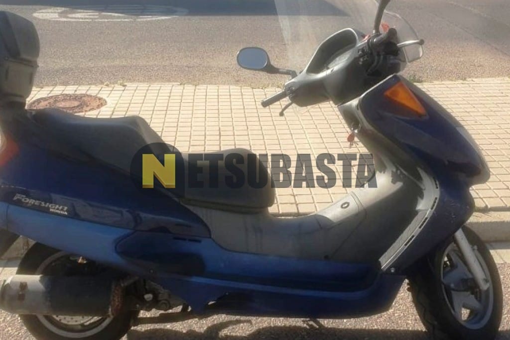 Subasta de Honda Foresight 250 2000