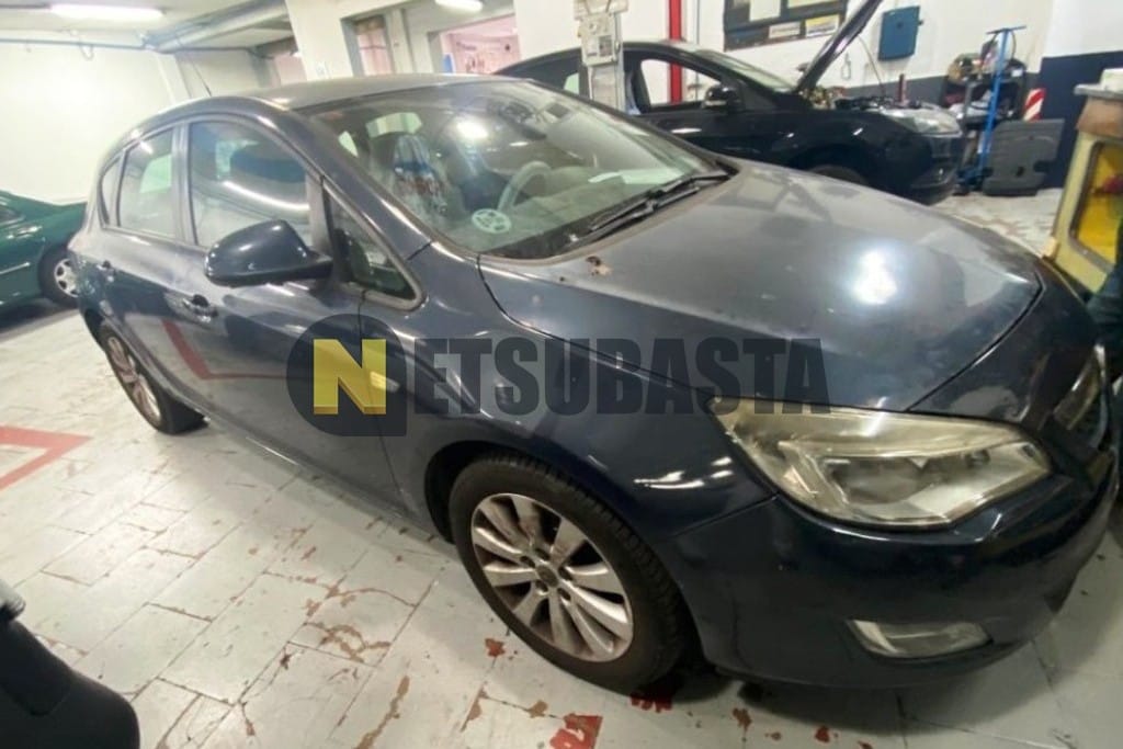 Subasta De Opel Astra 1 7 Cdti 2010