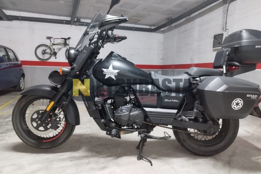 Subasta de UM Motorcycles Renegade Commando 125 2021