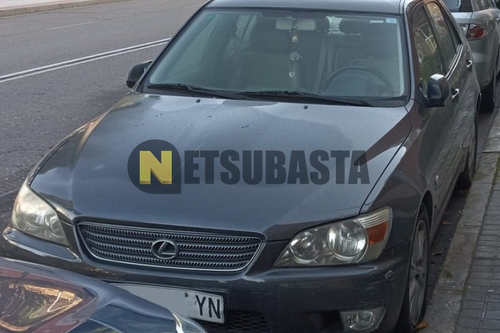 Subasta de Lexus IS-200 Automático 1999